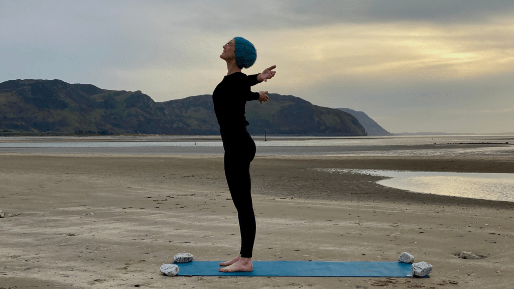 Sun Salutations for Stress & Focus: Simple Yoga for Busy Minds